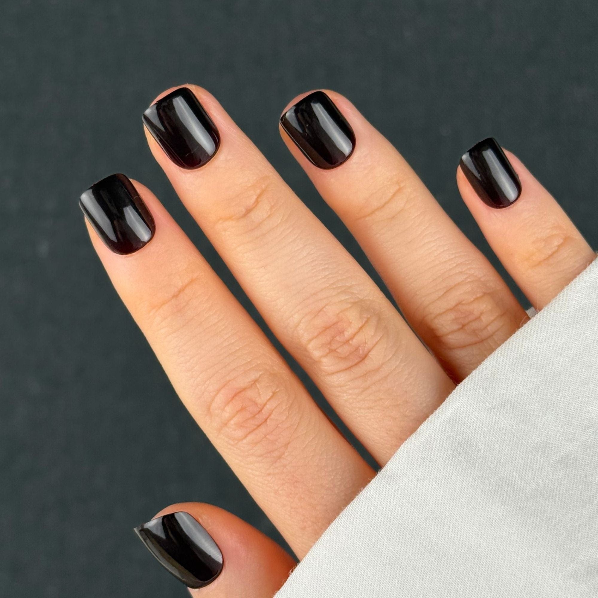 Faux ongles courts et extra-courts - Press on Nails effet naturel